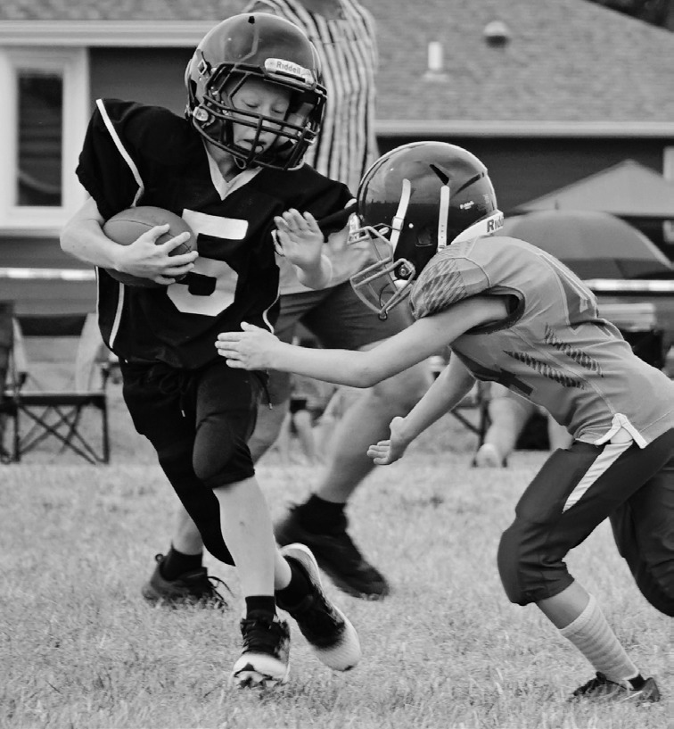 Next Generation of Warbirds Hits the Gridiron | True Dakotan